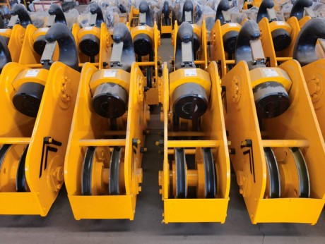 What are the standards for lifting hooks？ - Henan Flag Crane Co.,Ltd.